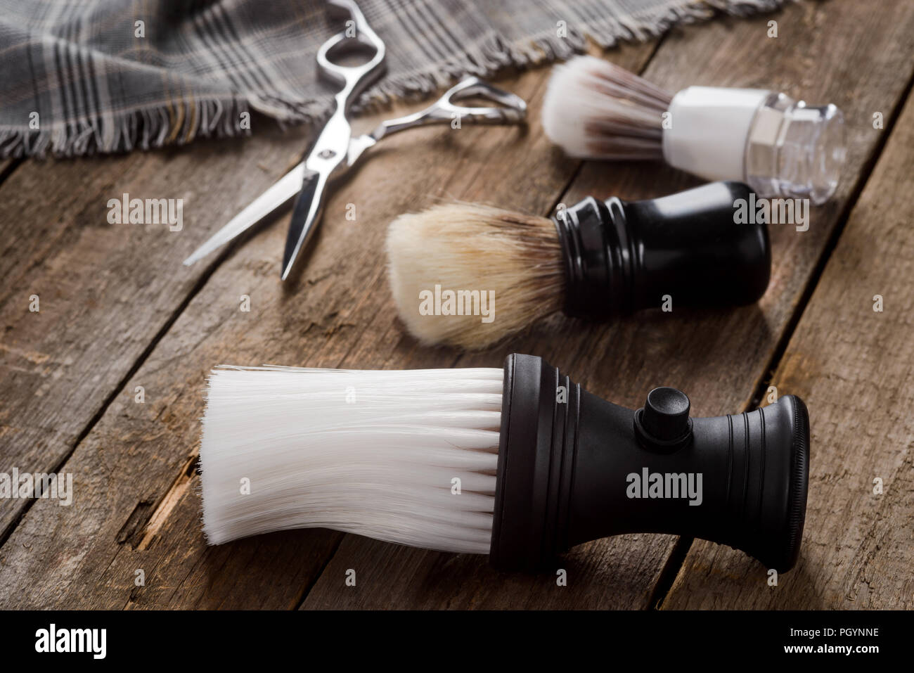 Neck shave hi-res stock photography and images - Alamy