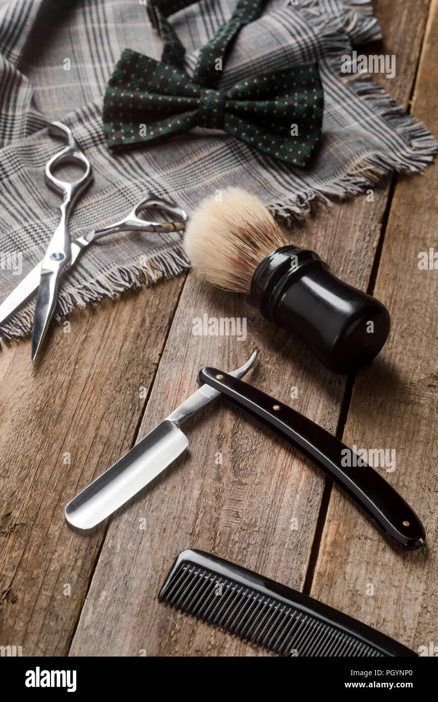 Beard bow tie hi-res stock photography and images - Alamy