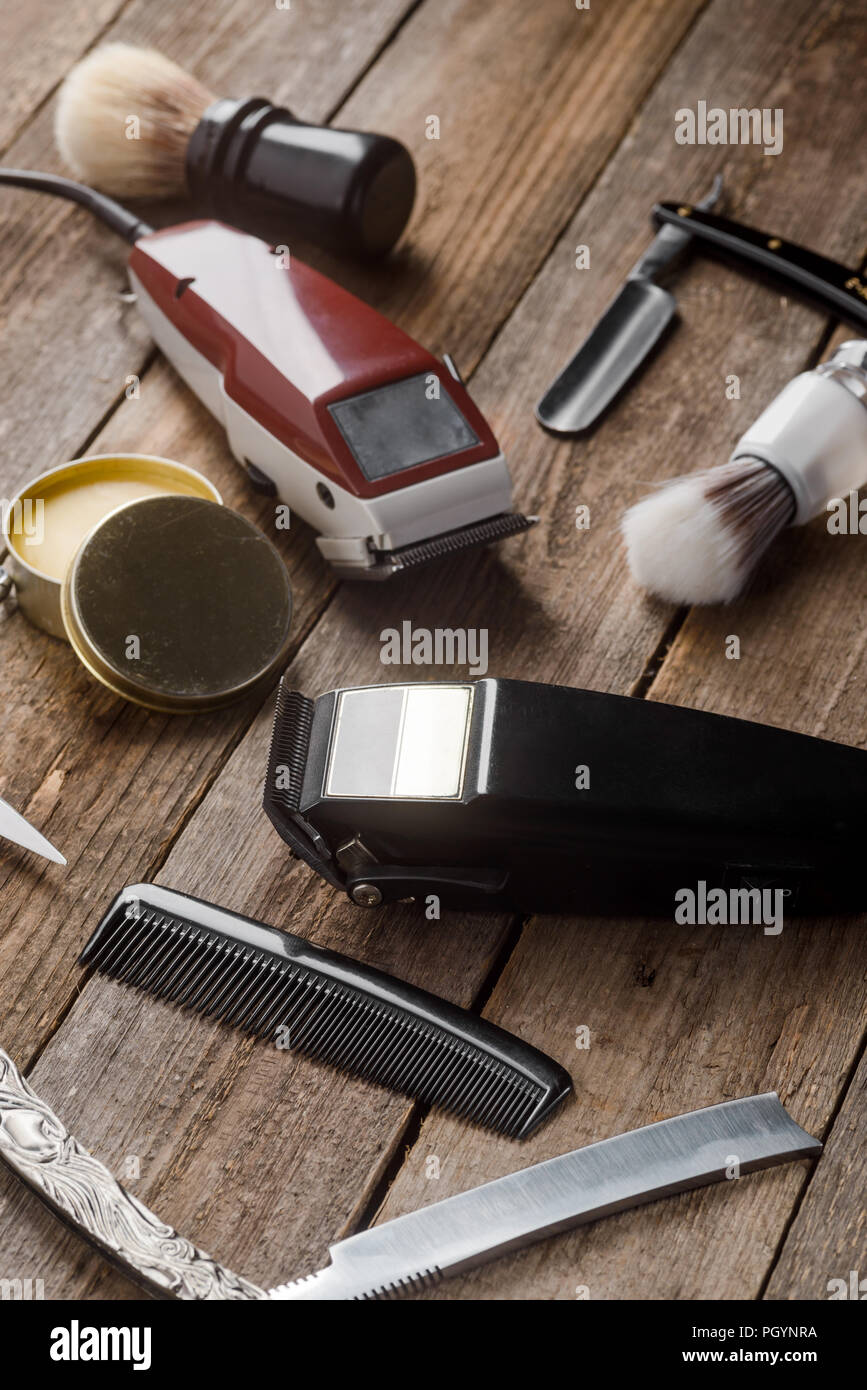 Electric clippers hi-res stock photography and images - Alamy