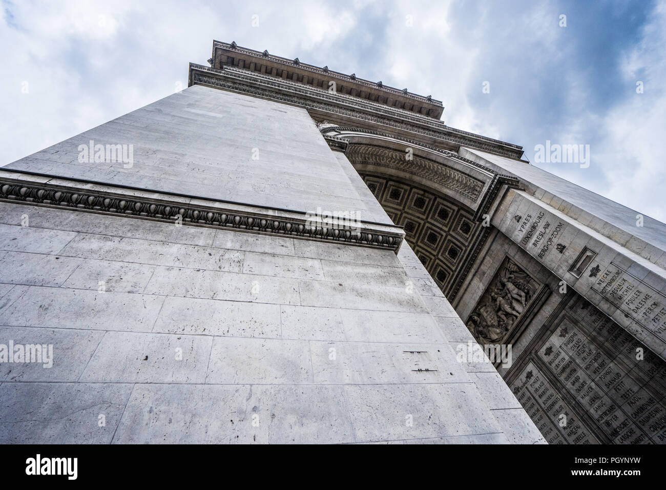 Paris landmarks black and white hi-res stock photography and images - Alamy