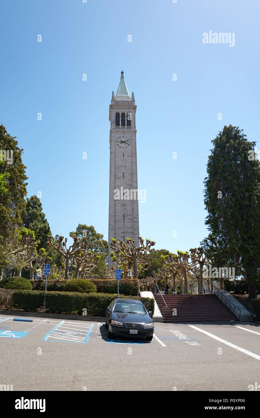 Sather tower of uc berkeley hi-res stock photography and images - Alamy
