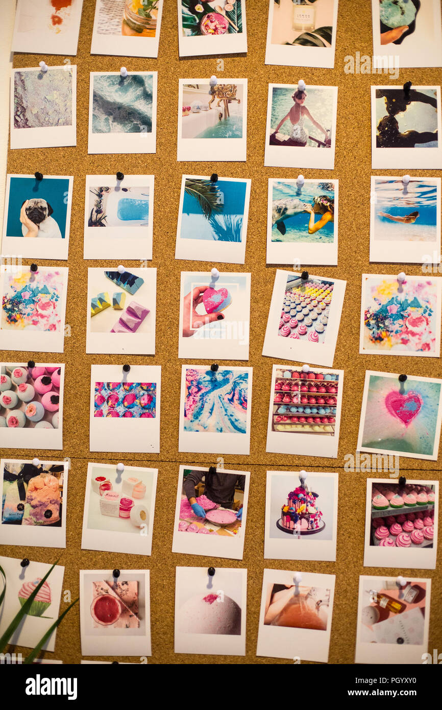 Sign board noticeboard notice board info hi-res stock photography and ...