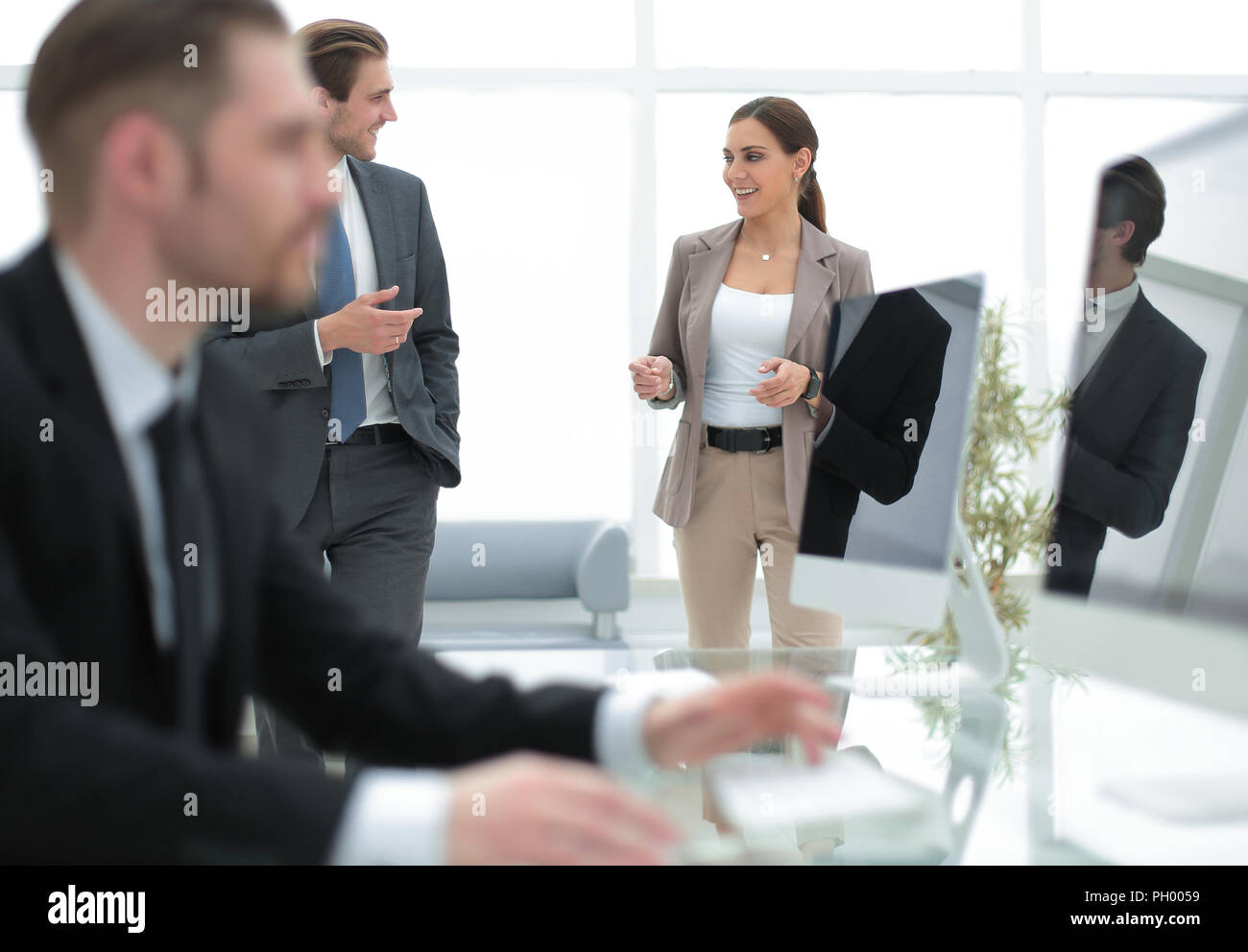 employees in a modern banking office Stock Photo - Alamy