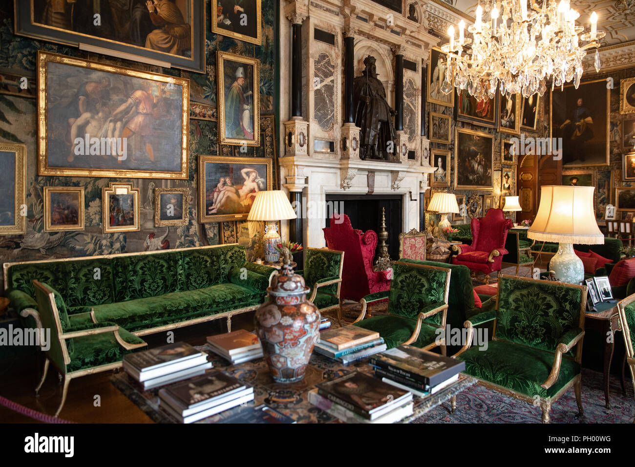 Hatfield house interior hi-res stock photography and images - Alamy