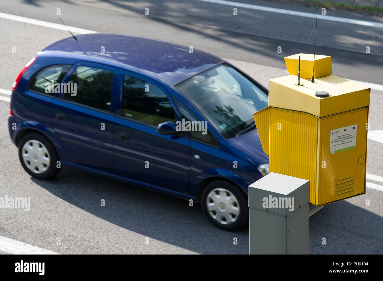 Road rule camera hi-res stock photography and images - Alamy