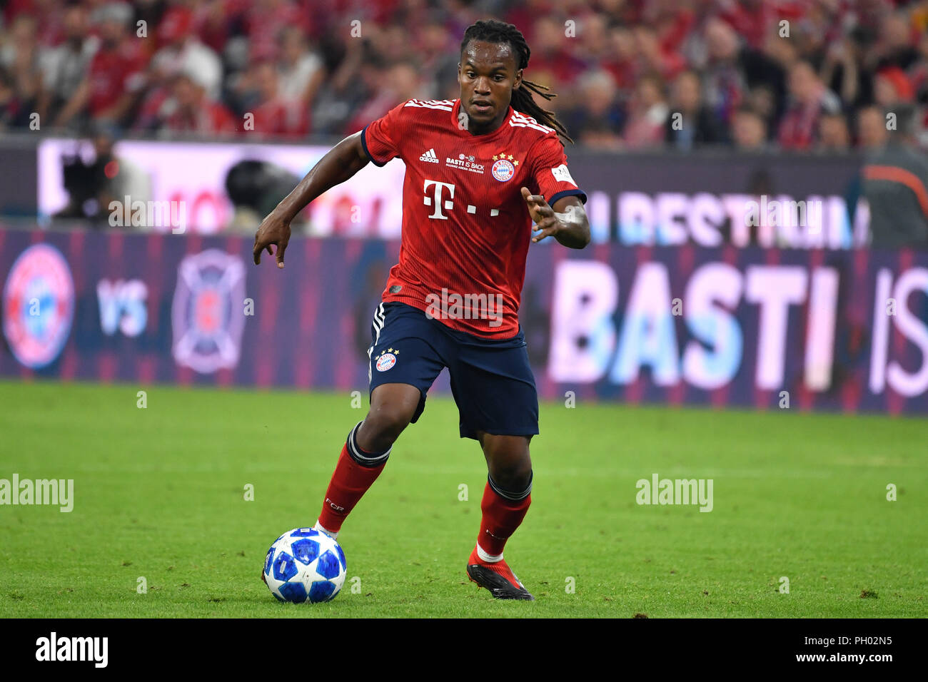 Munich, Deutschland. 28th Aug, 2018. Renato SANCHES (FC Bayern Munich), Action, Single Action ...