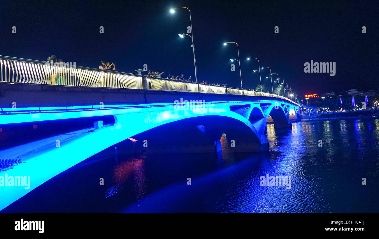 Kweilin hi-res stock photography and images - Alamy