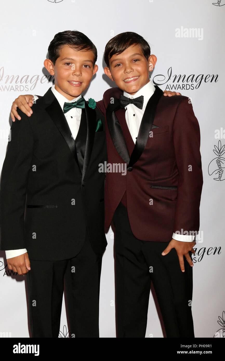 Ethan kent gavin kent hi-res stock photography and images - Alamy