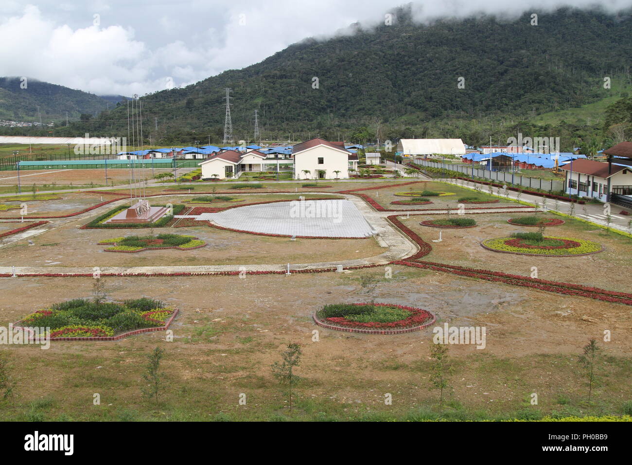 Large scale mining hi-res stock photography and images - Alamy
