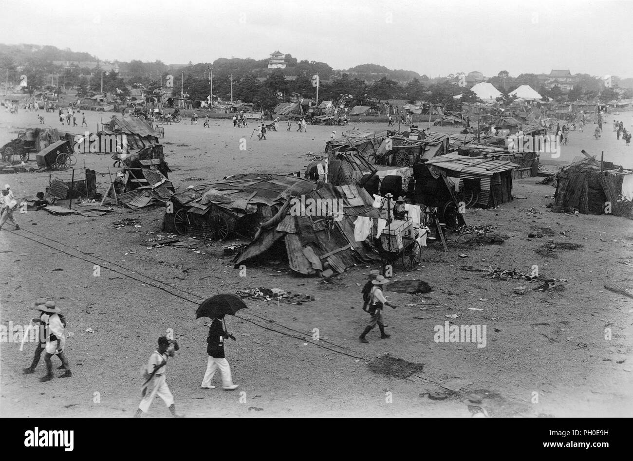 [ 1923 Japan - Great Kanto Earthquake in Tokyo ] — In front of the ...