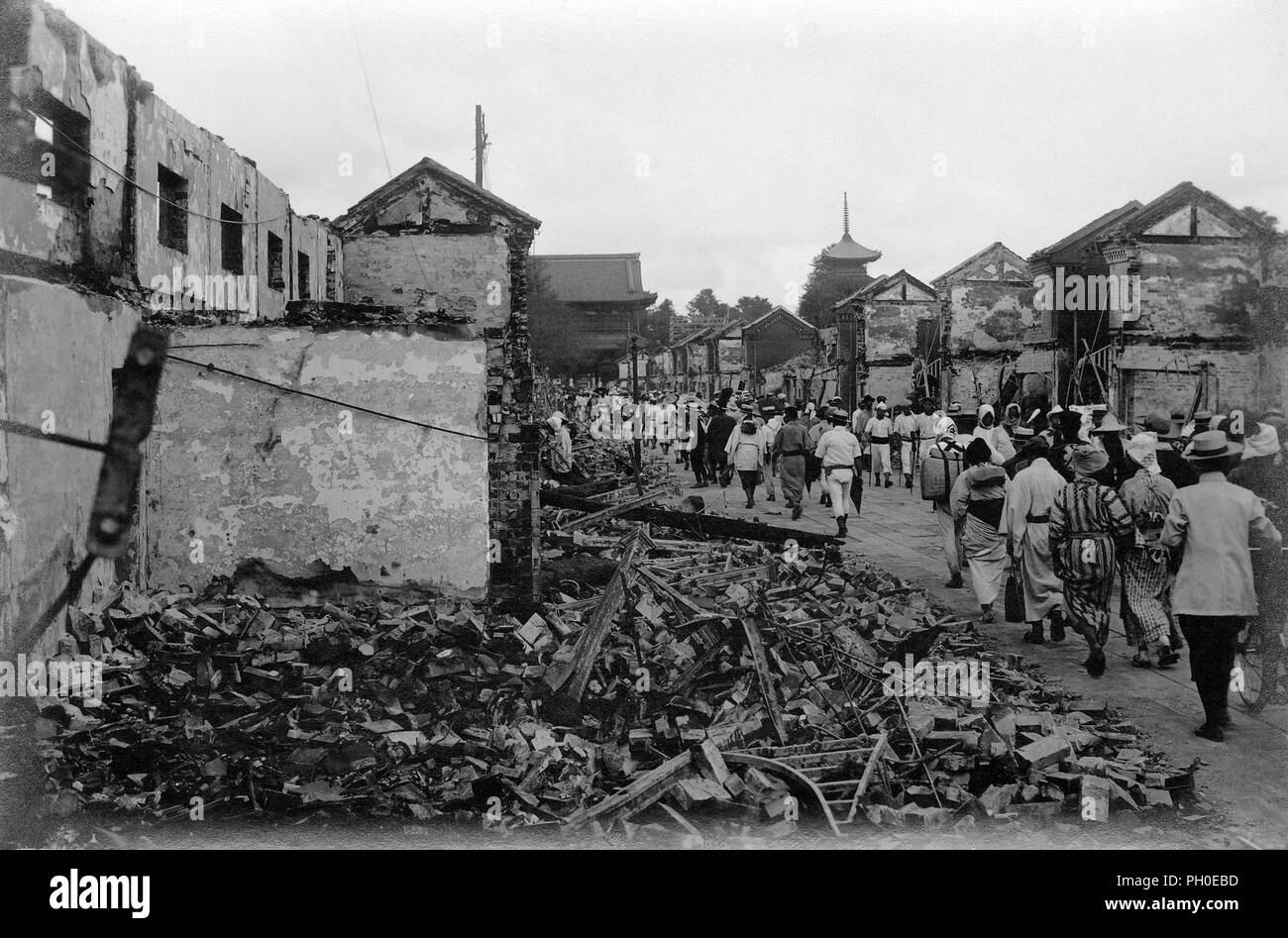 [ 1923 Japan - Great Kanto Earthquake in Tokyo ] — Nakamise in Asakusa ...