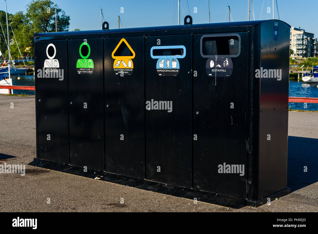 Separation station hi-res stock photography and images - Alamy