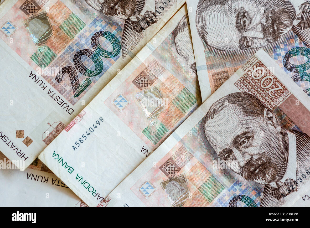 Croatian Currency Banknotes. Set of Croatian Kuna Stock Photo - Alamy