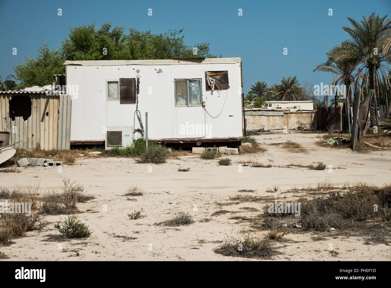 Farm worker housing hi-res stock photography and images - Alamy