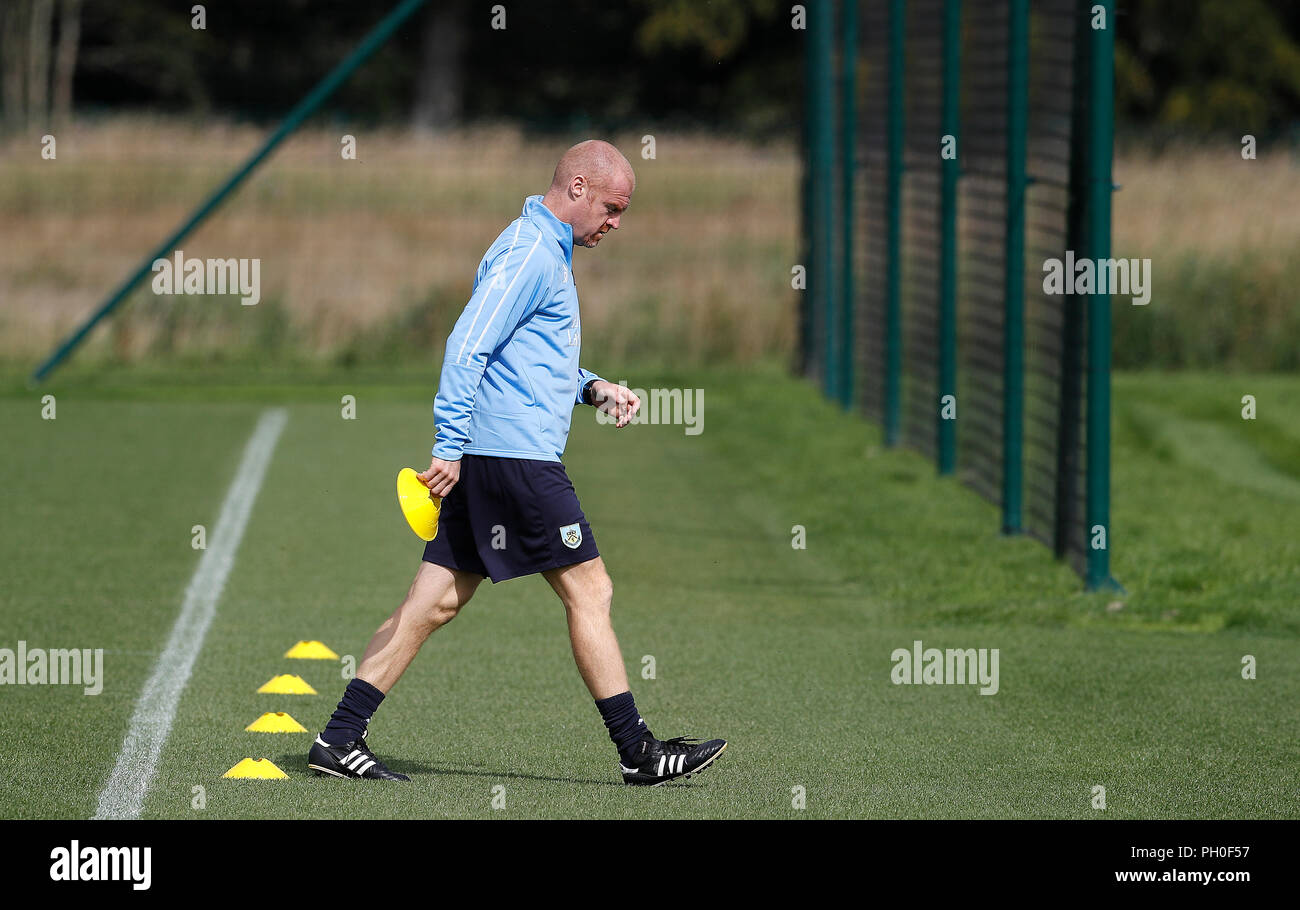 Barnfield hi-res stock photography and images - Alamy