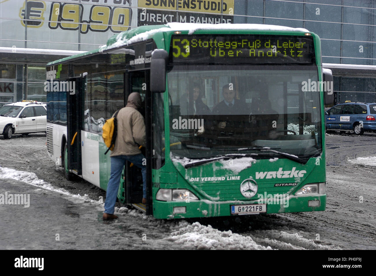 Graz bus passenger hi-res stock photography and images - Alamy