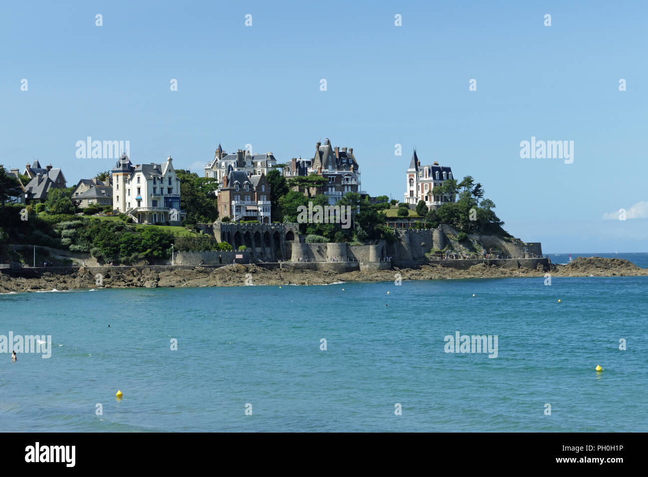 Beach villa in dinard hi-res stock photography and images - Alamy