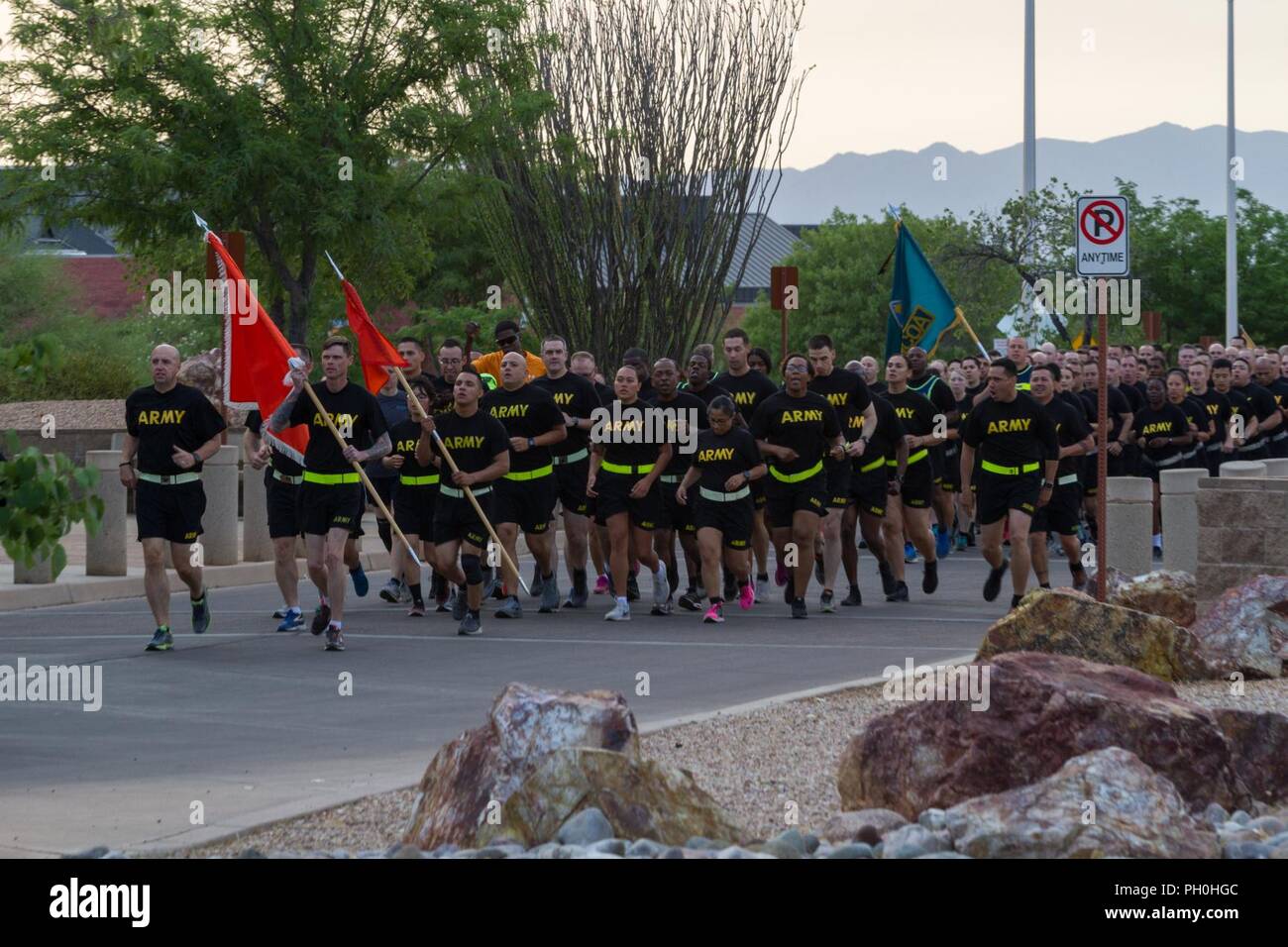 NETCOM Soldiers take part in Fort Huachuca's 243rd Army Birthday run ...