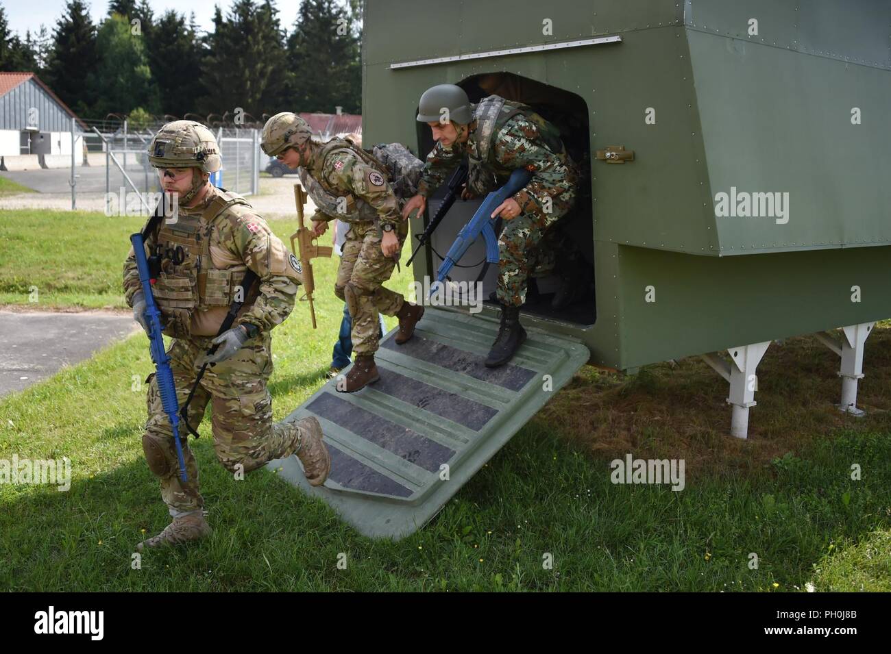Vilseck soldiers us army hi-res stock photography and images - Alamy