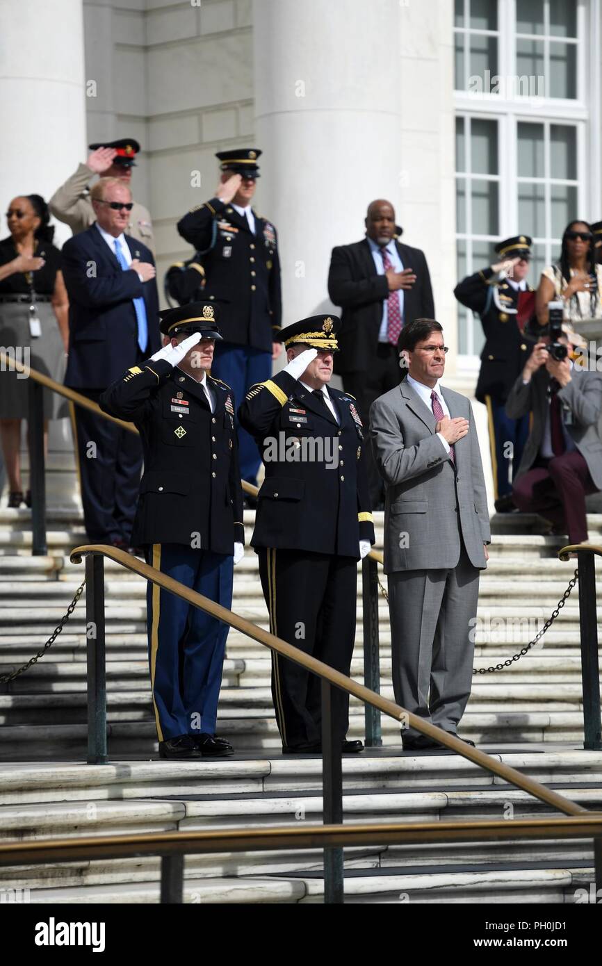 Major general michael howard hi-res stock photography and images - Alamy