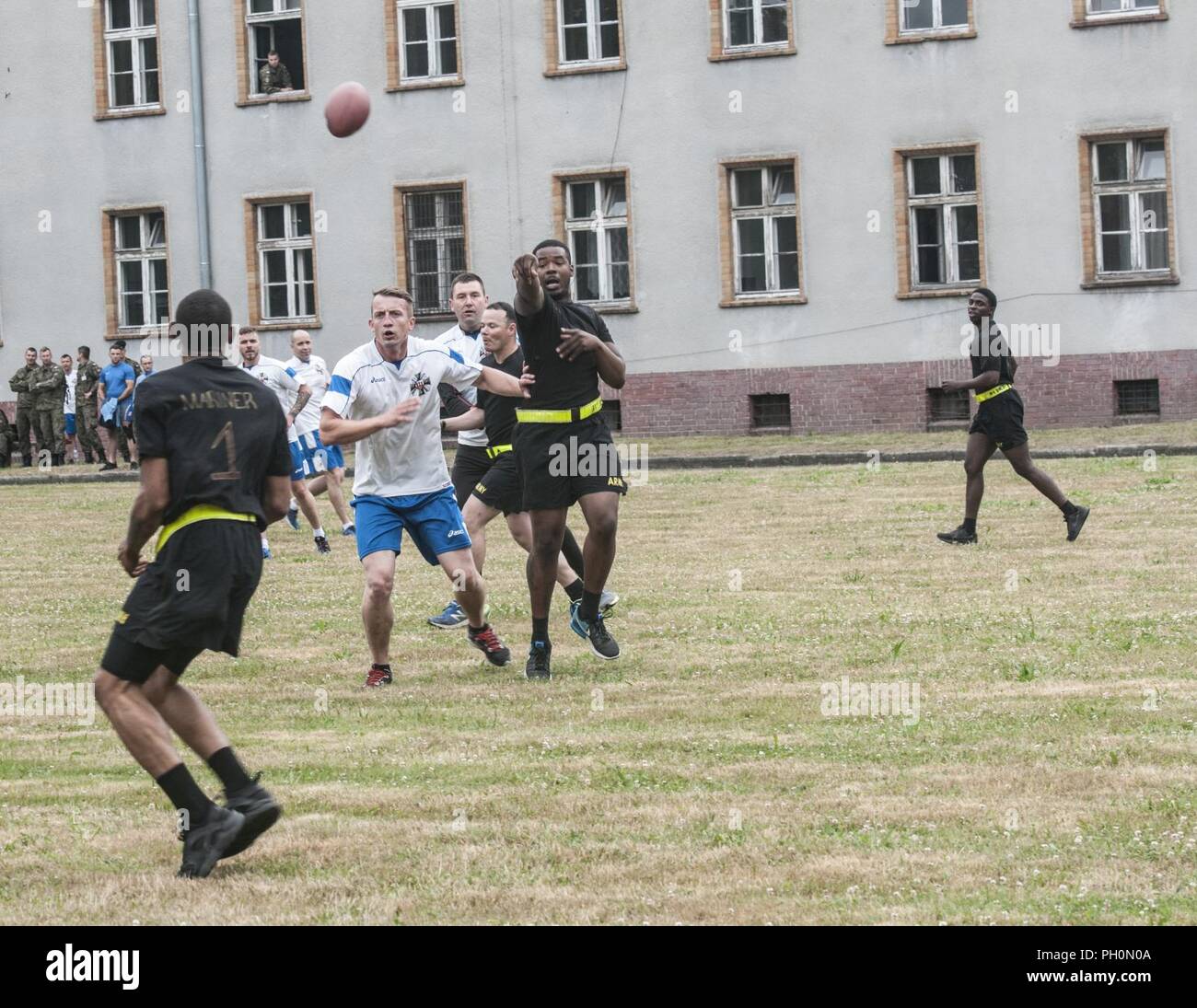 U.S. Soldiers assigned to the 91st Engineer Battalion, 1st Armored ...