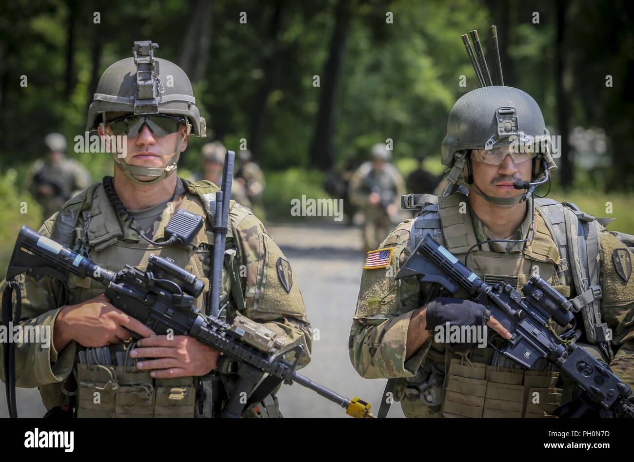 U.S. Army National Guard Soldiers from New Jersey's C Troop, 1st ...