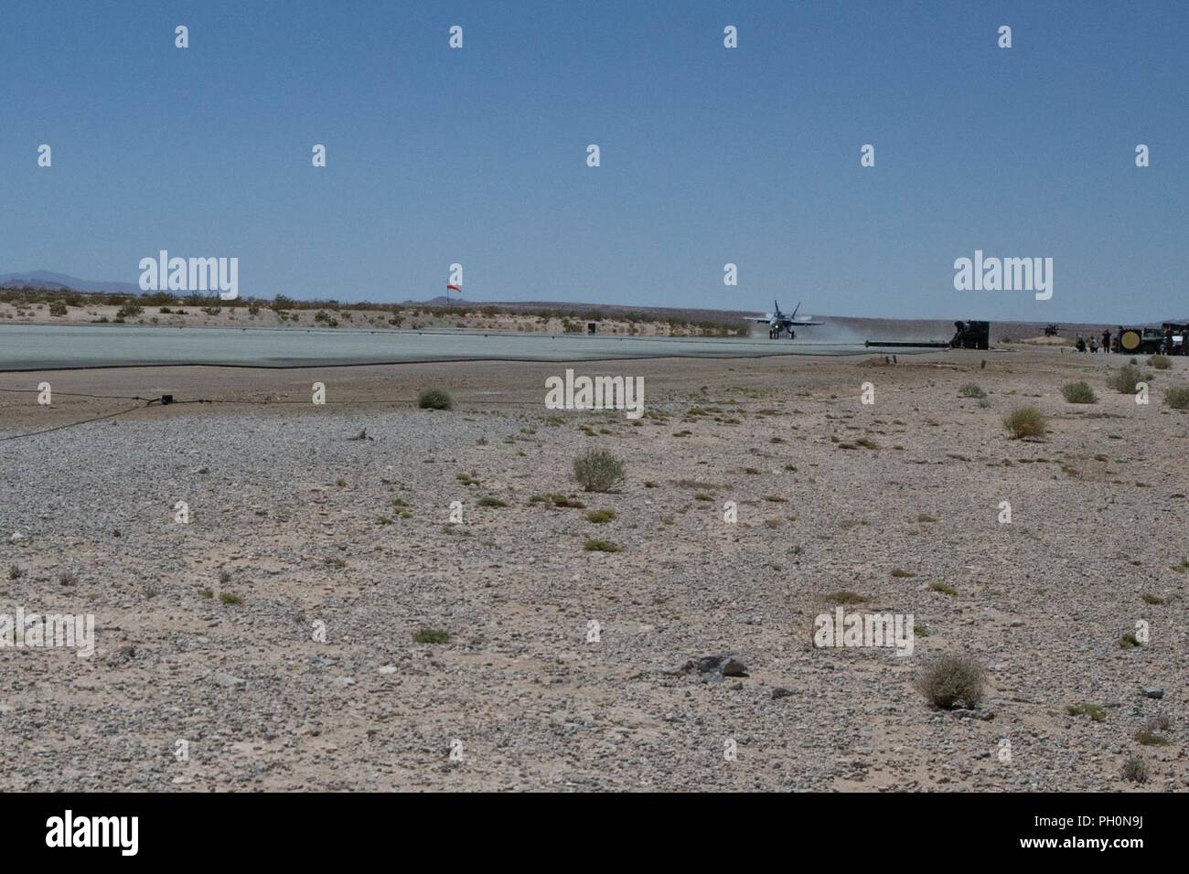 Army tactical air support element hi-res stock photography and images ...