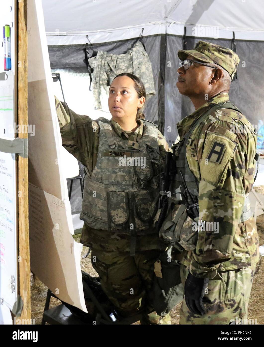 U s army reserve 1st lt hi-res stock photography and images - Alamy