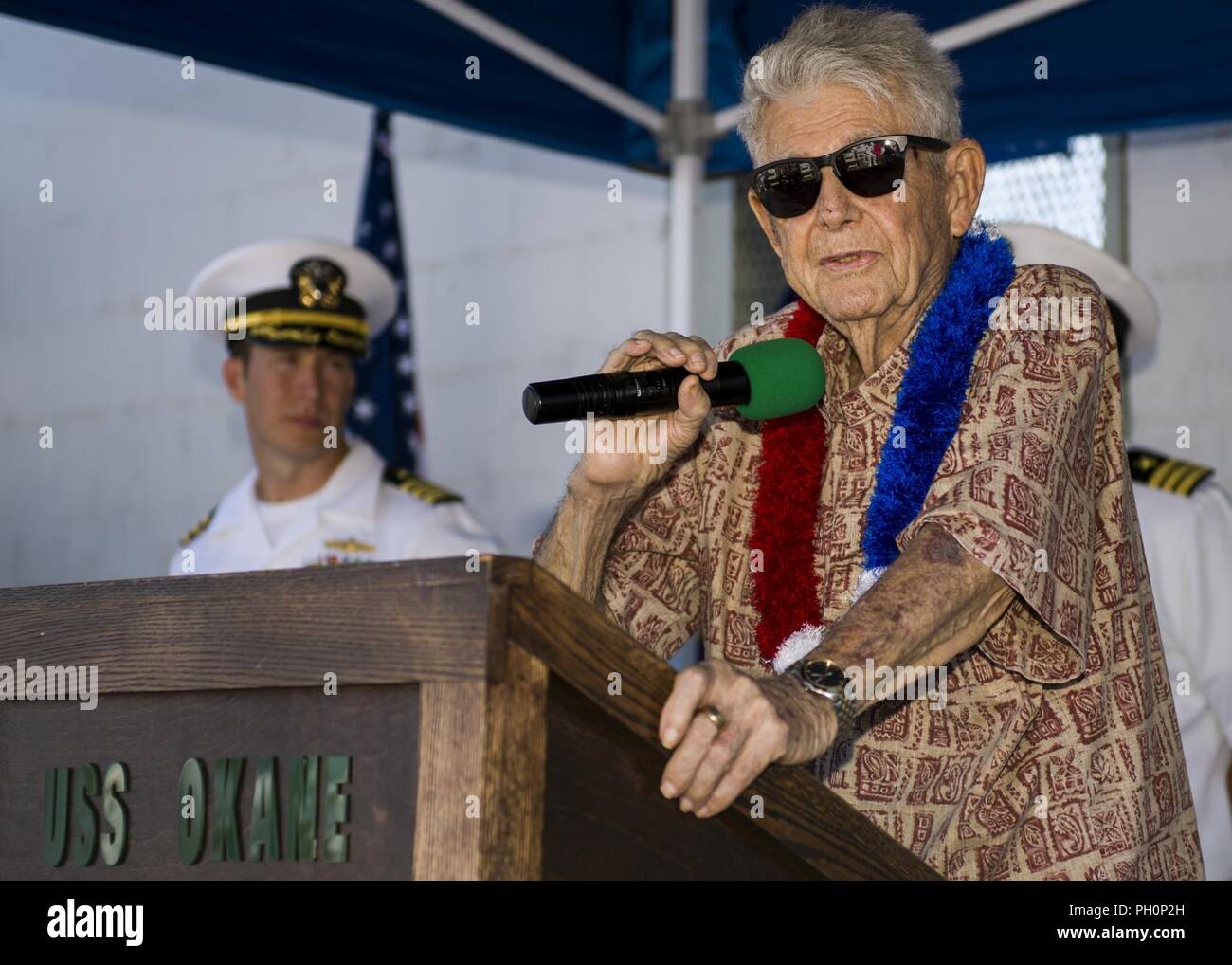 PEARL HARBOR (June 19, 2018) Retired Chief Boatswain's Mate and Pearl ...