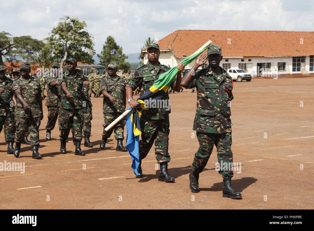 Tanzania peoples defence force hi-res stock photography and images - Alamy