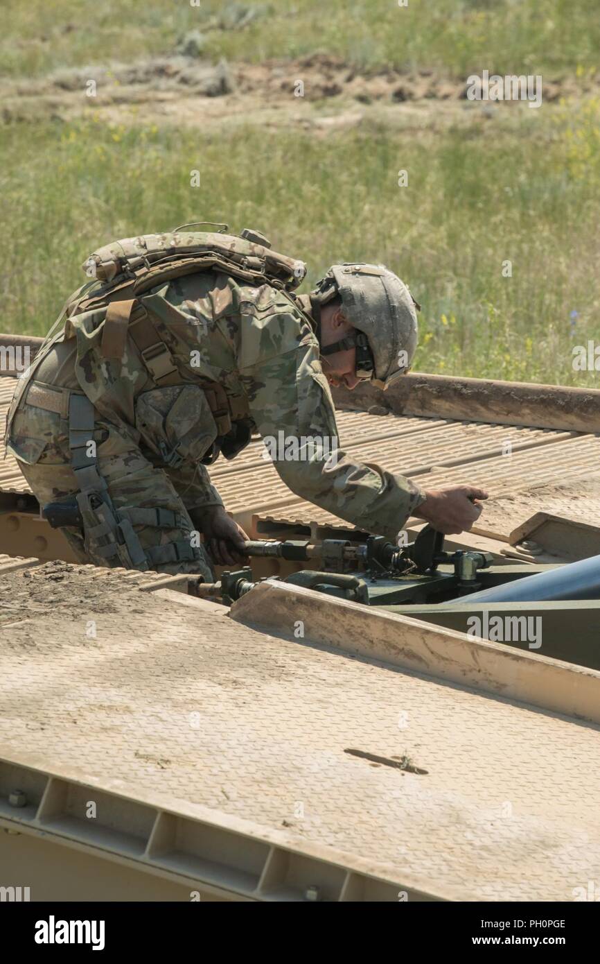 211th mpad hi-res stock photography and images - Alamy