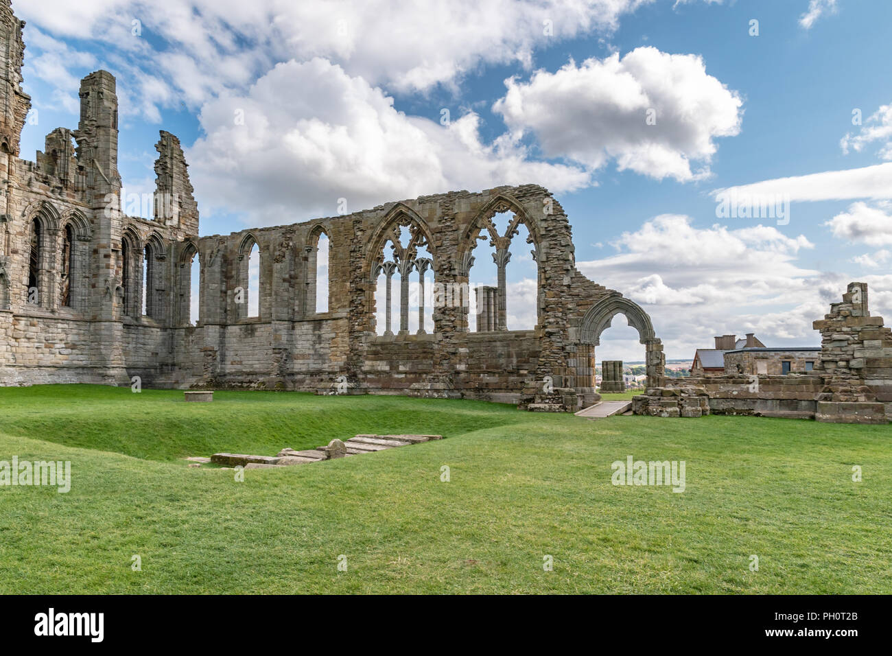 Whitby Abbey ruins, North Yorkshire Stock Photo - Alamy