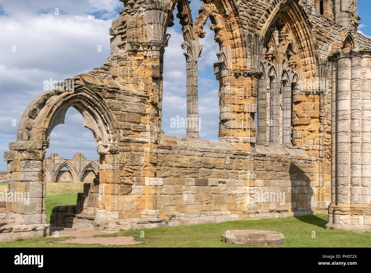 Whitby Abbey ruins, North Yorkshire Stock Photo - Alamy