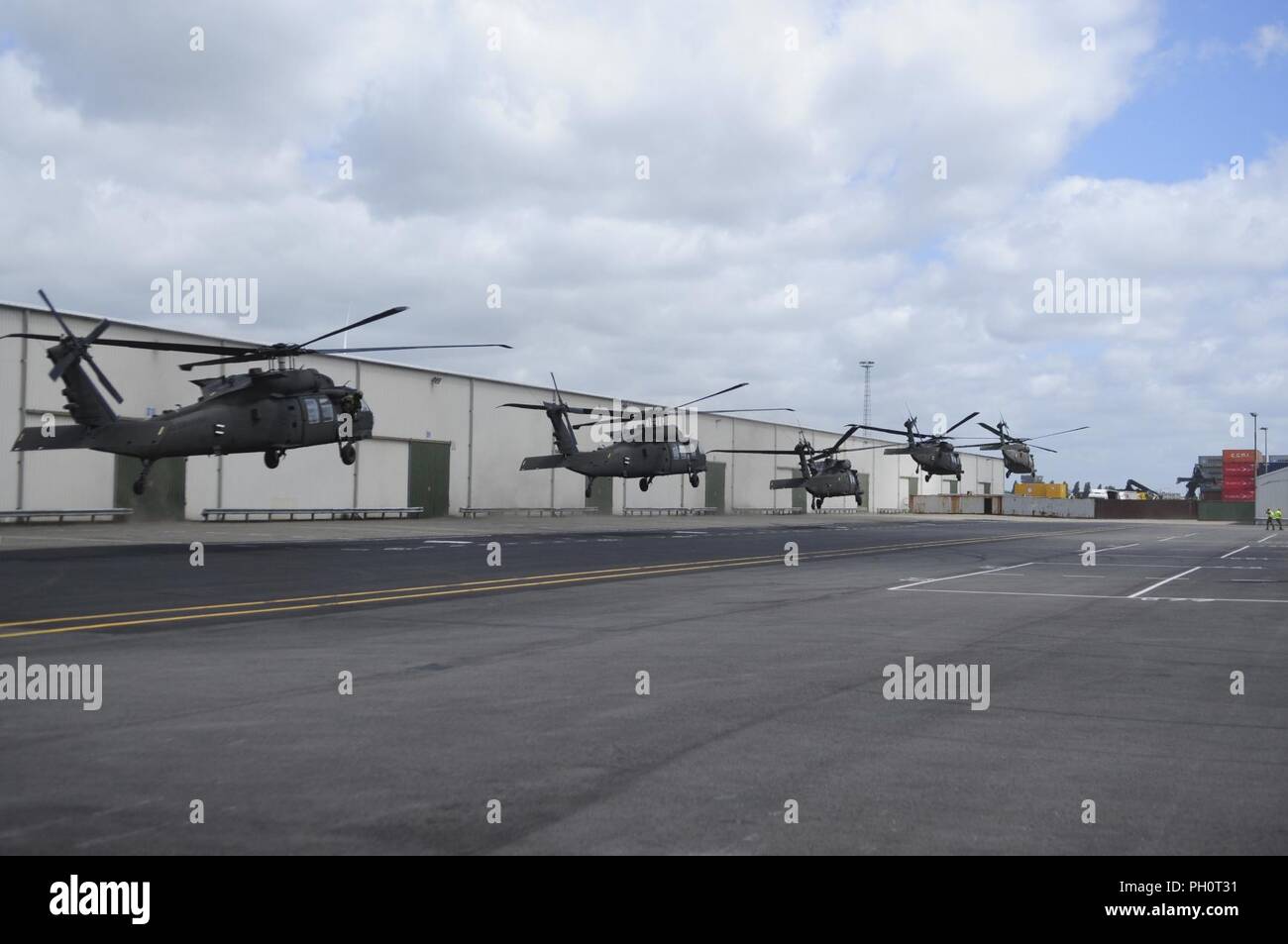 Five 4th Combat Aviation Brigade, 4th Infantry Division Black Hawk ...