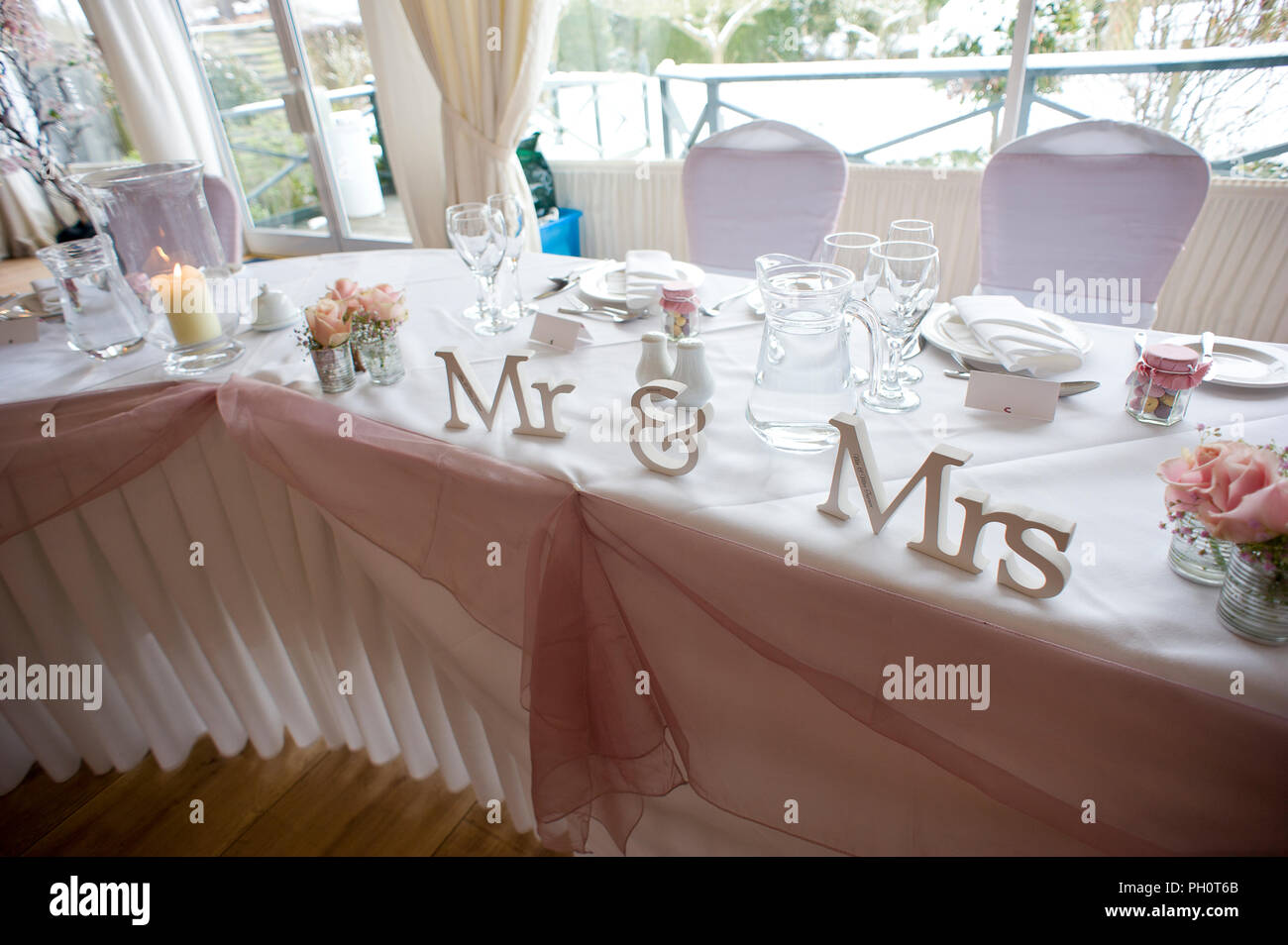 wedding top table Stock Photo - Alamy