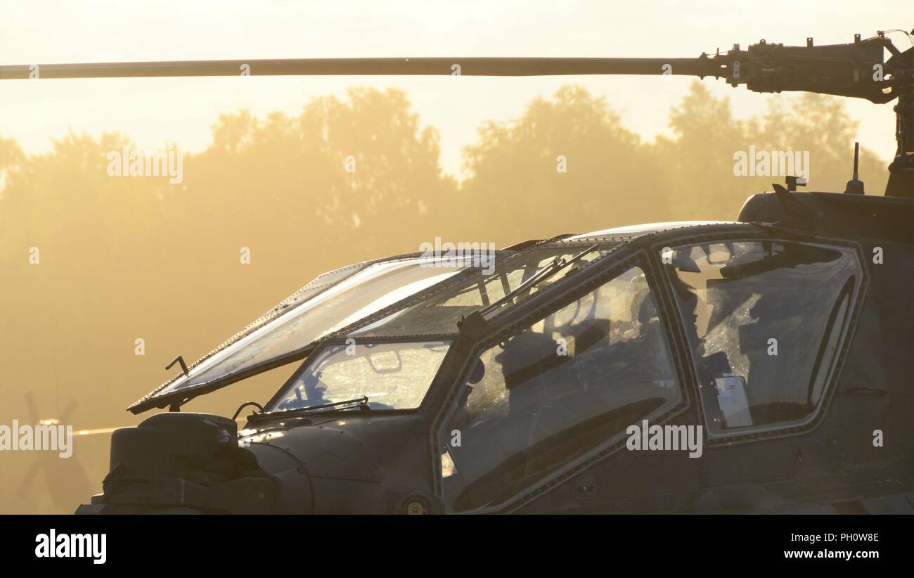 U.S. Army Apache helicopter pilots assigned to Task Force Viper 1st ...