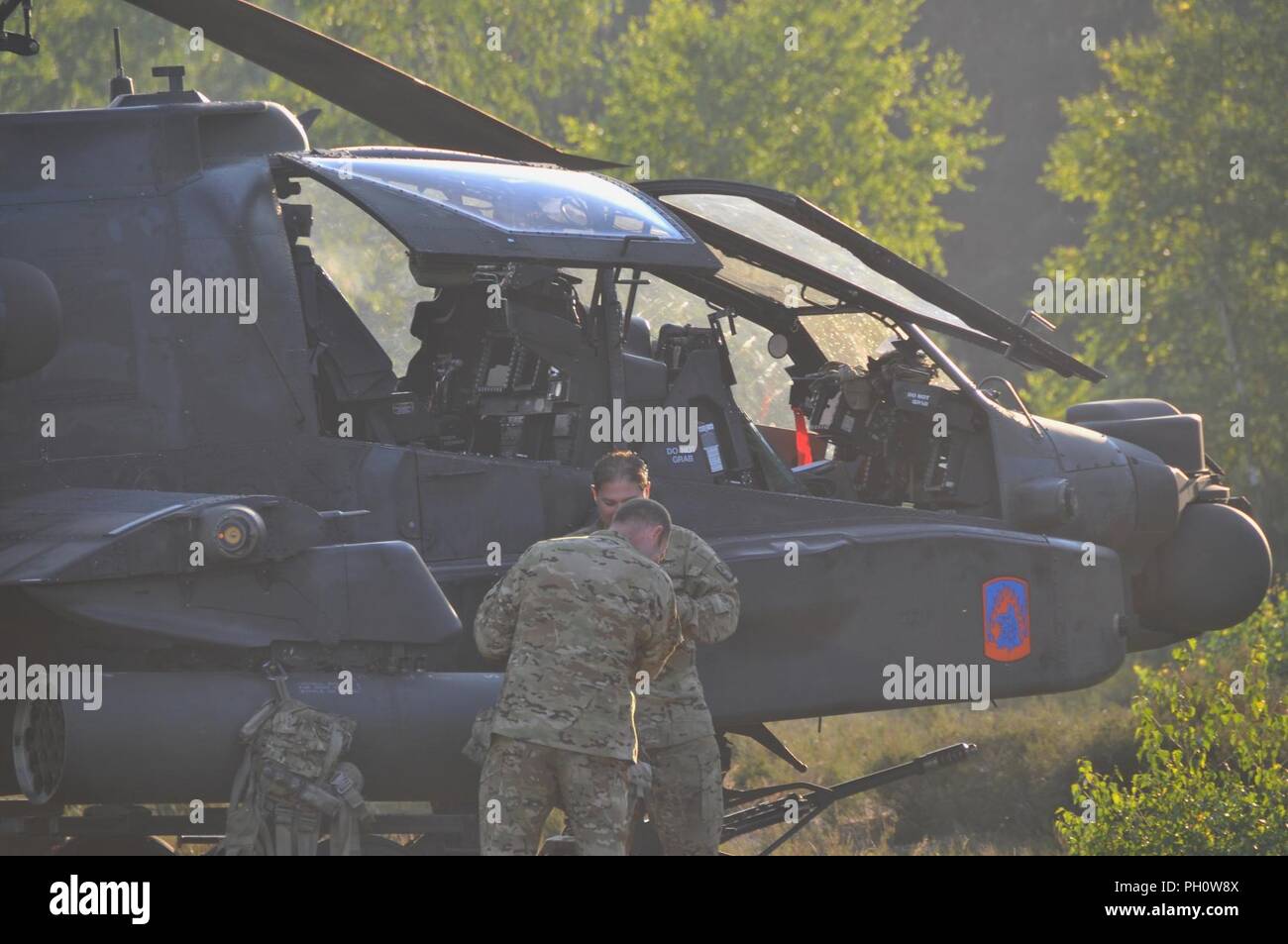 U.S. Army Apache helicopter pilots assigned to Task Force Viper 1st ...