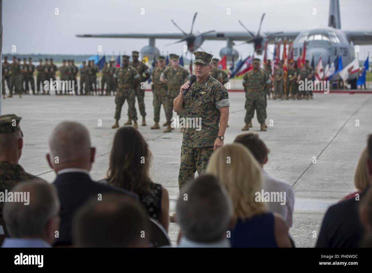 Lt gen matthew glavy hi-res stock photography and images - Alamy