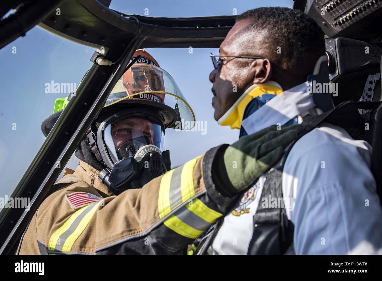 Ces overall hi-res stock photography and images - Alamy
