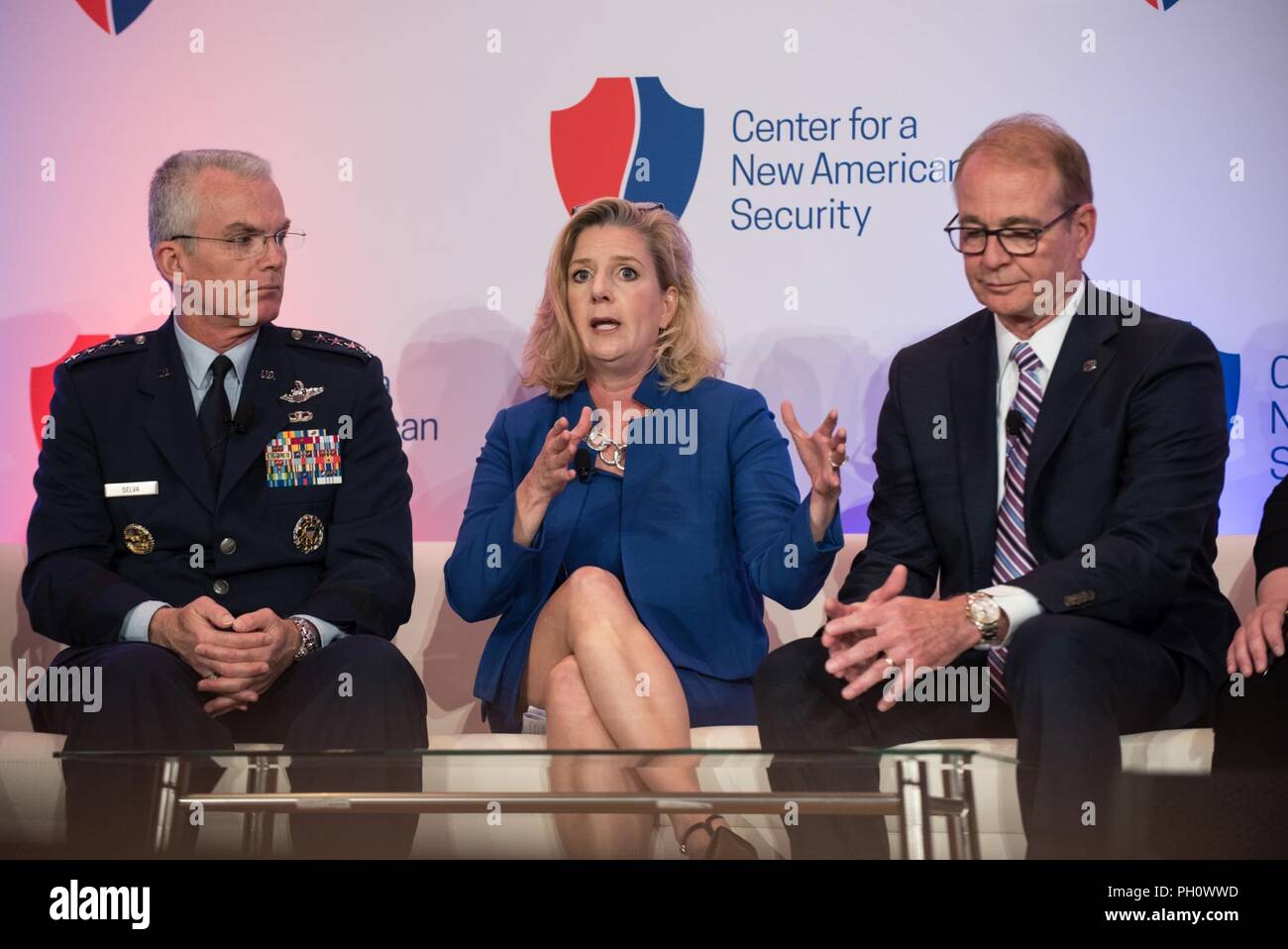 Secretary of the army christine wormuth hi-res stock photography and ...