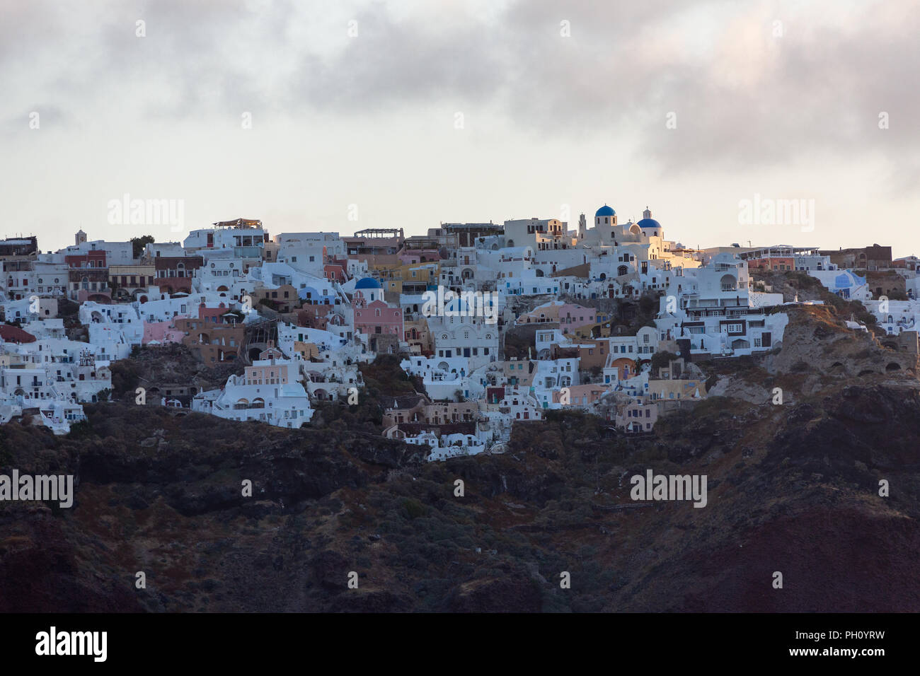 Stad landscape of Santorini Stock Photo - Alamy