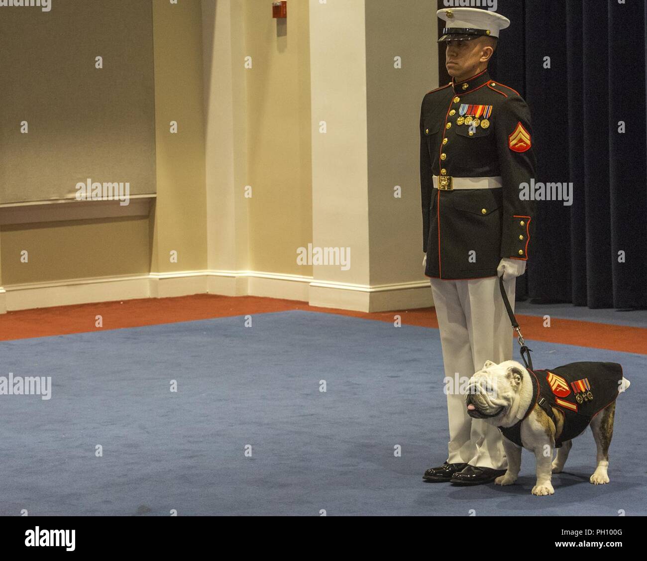 Richard b handler hi-res stock photography and images - Alamy