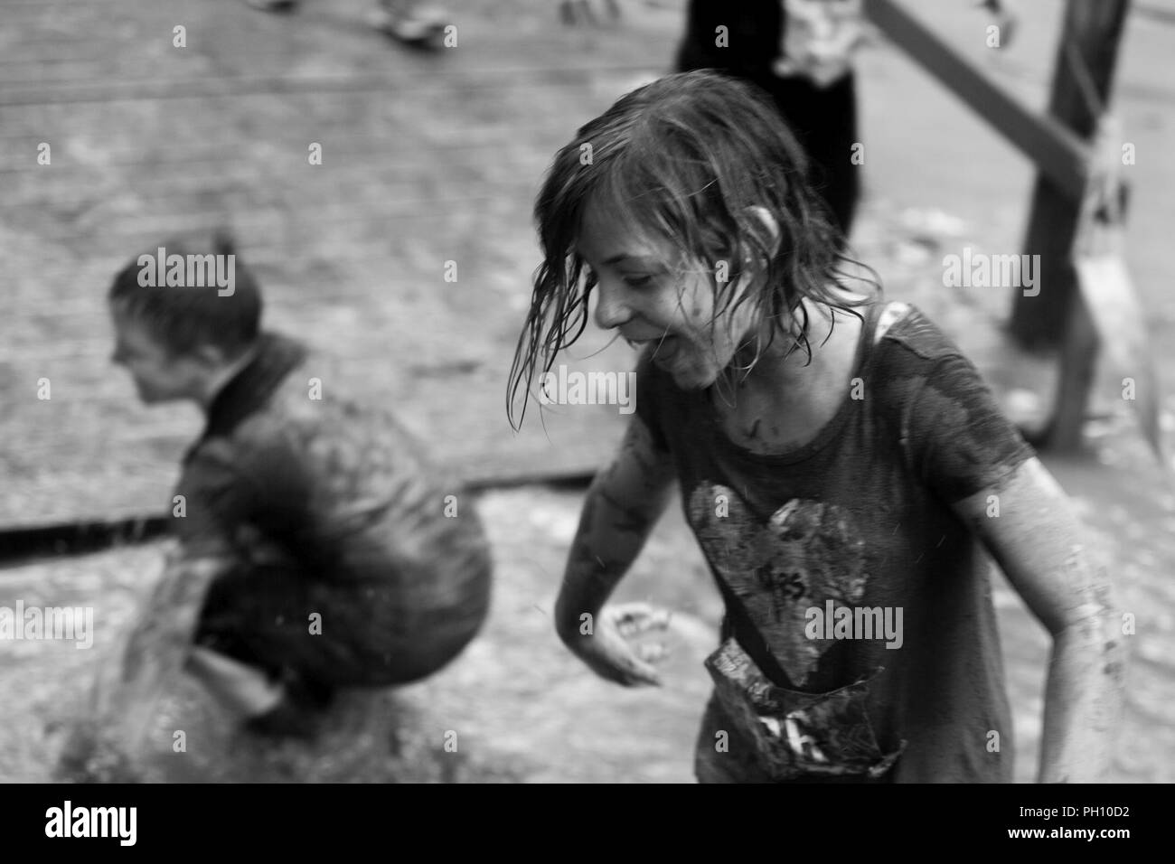 Participants run during the annual Marine Corps Marathon (MCM) Run A ...