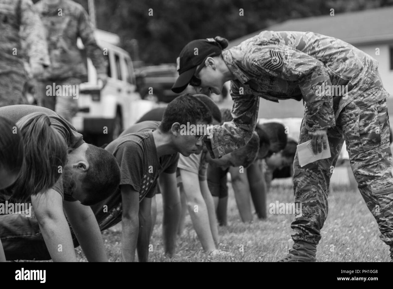 Dawson range Black and White Stock Photos & Images - Alamy
