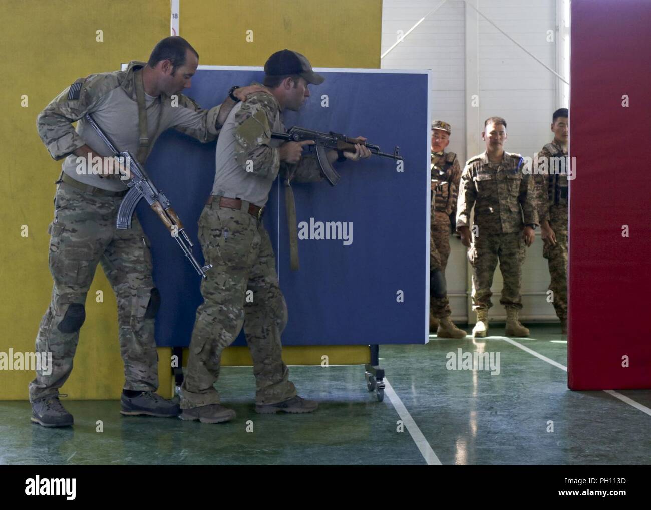 Small team tactics hi-res stock photography and images - Alamy