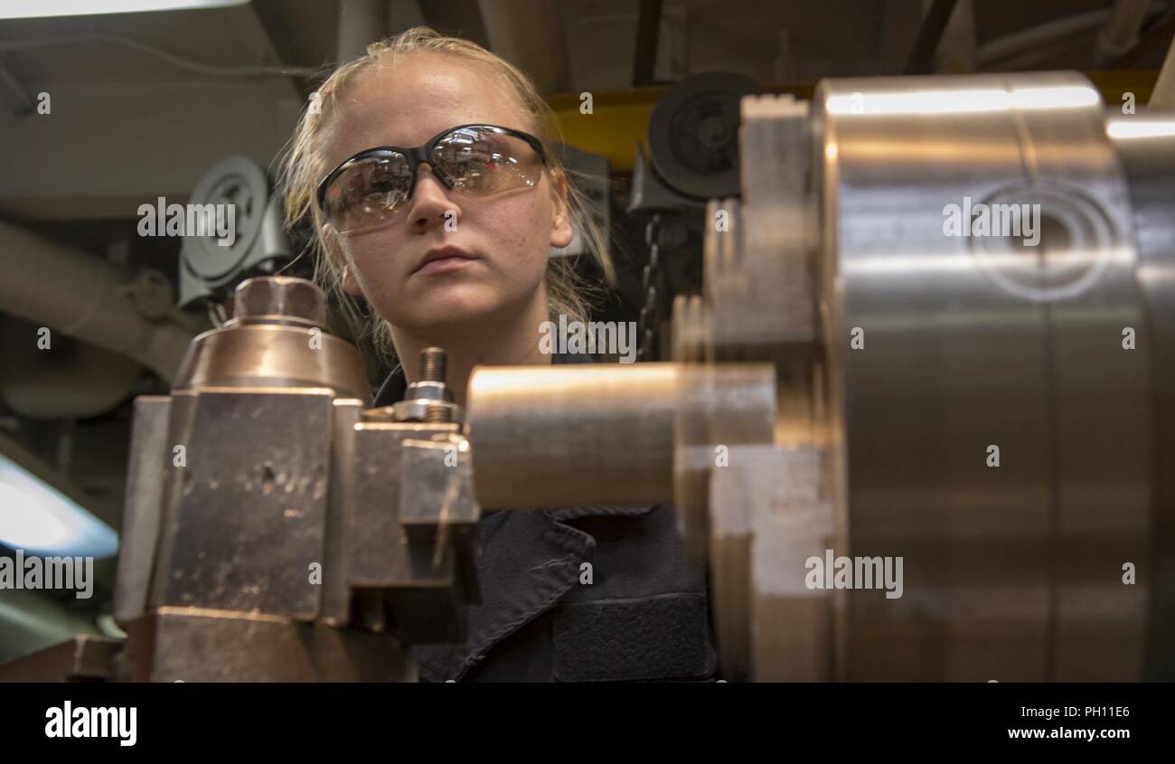 PACIFIC OCEAN (June 22, 2018) Machinery Repairman Fireman Destiny ...
