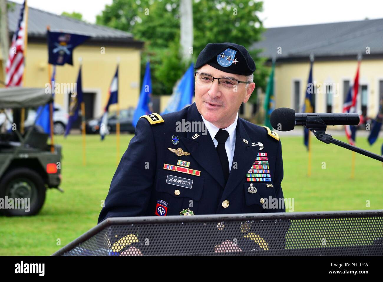 Gen gordon skip davis hi-res stock photography and images - Alamy