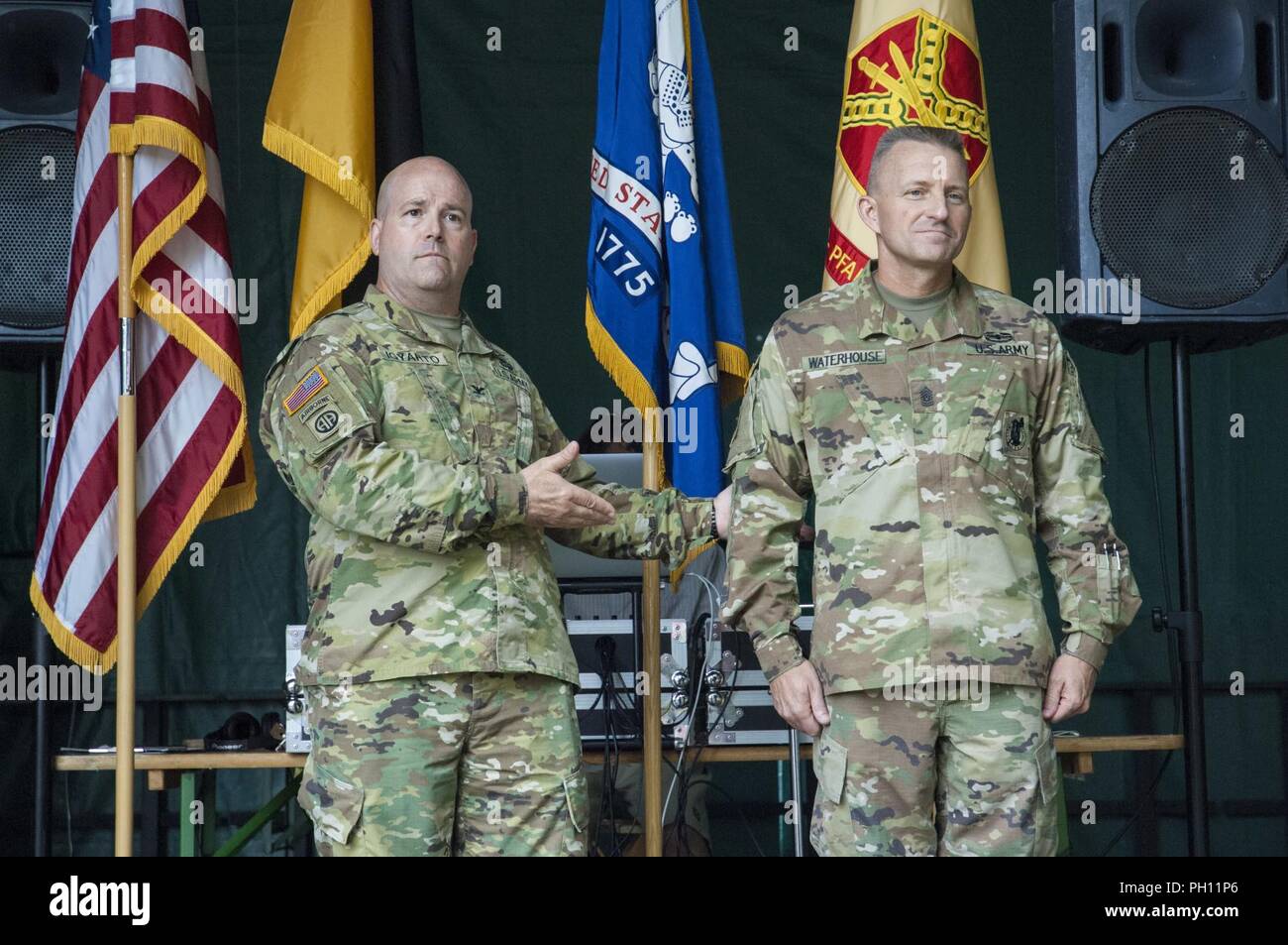 Sgt maj d brett waterhouse hi-res stock photography and images - Alamy