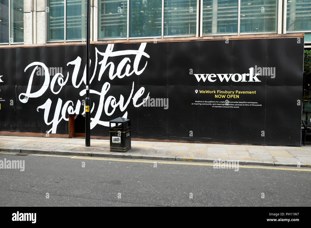 Advertisement Billboard Hoarding High Resolution Stock Photography and ...