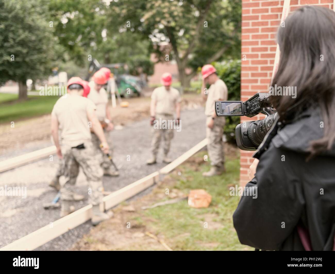Airmen assigned to the 107th Civil Engineer Squadron, 107th Attack Wing ...